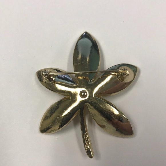 Trifari | Jewelry | Vintage Signed Trifari Brooch Pin 3d Flower Brooch ...